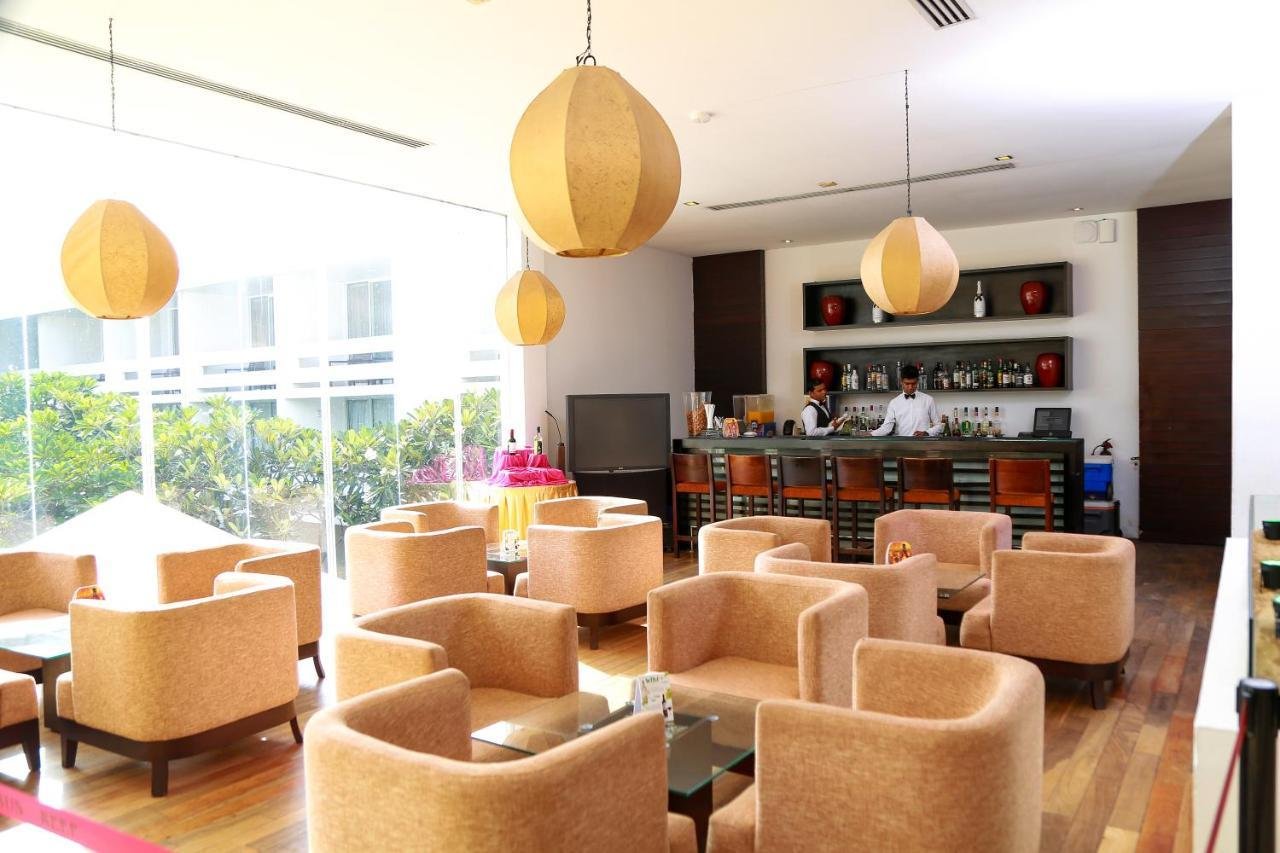 Pegasus Reef Hotel ***, Colombo, Sri Lanka