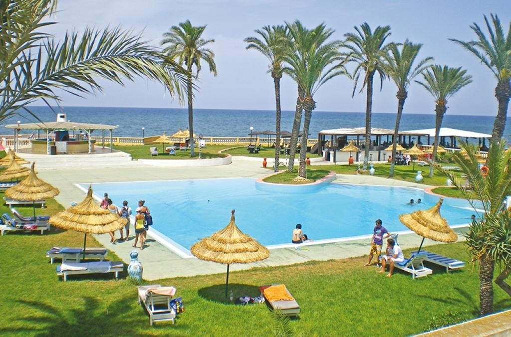 LES PALMIERS | EXIM TOURS